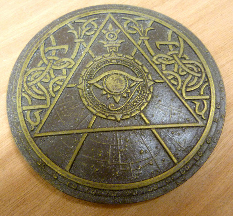 Lara Croft Tomb Raider Medallion Of Light Disc Replica Prop Life Size ...