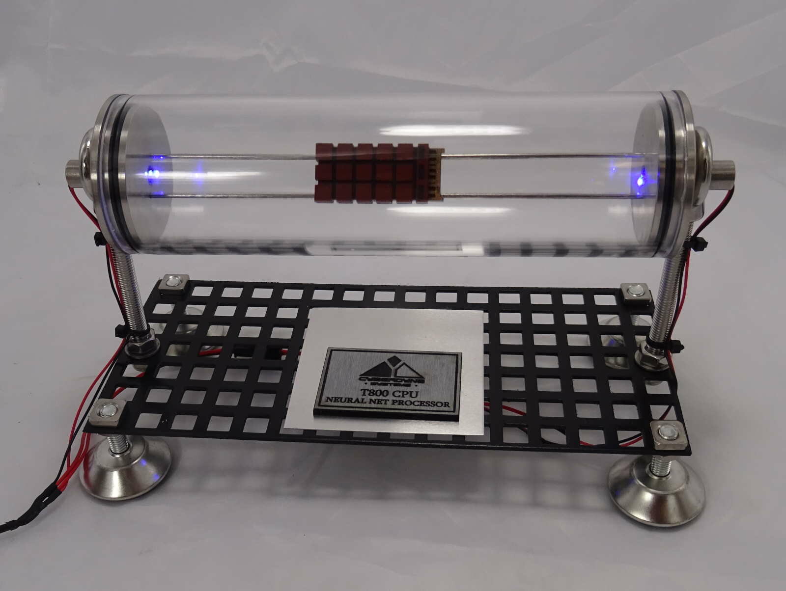 Terminator T-800 CPU Gehirn Brain Chip Movie Prop Replik 1:1 LED Box